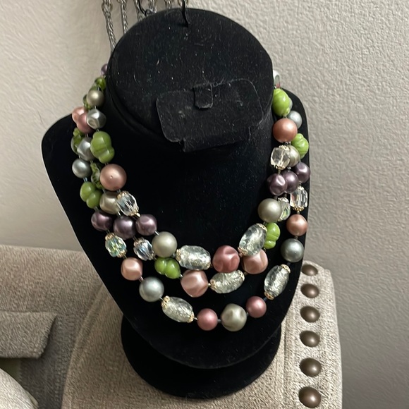 Source Unknown | Jewelry | 3 Tier Vintage Chunky Neckless | Poshmark